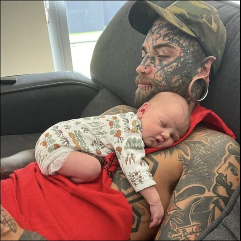 24-year-old dad, whose body is completely covered with more than 200 ...